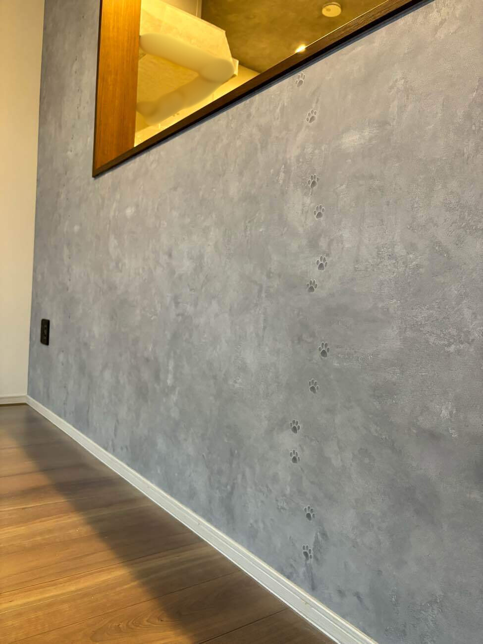 クロス張替工事 〈54〉 | 名古屋市緑区リフォーム・リノベならTOMO Life(トモライフ) ｜鳴海駅徒歩5分｜ 無料見積、ご提案